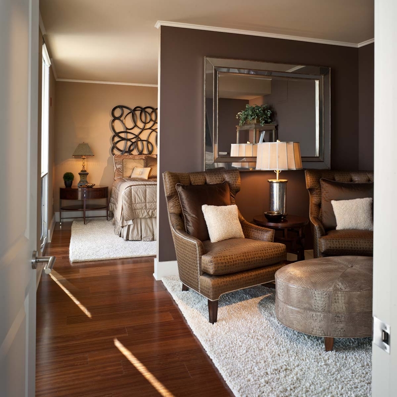 Douglas | Brownhouse